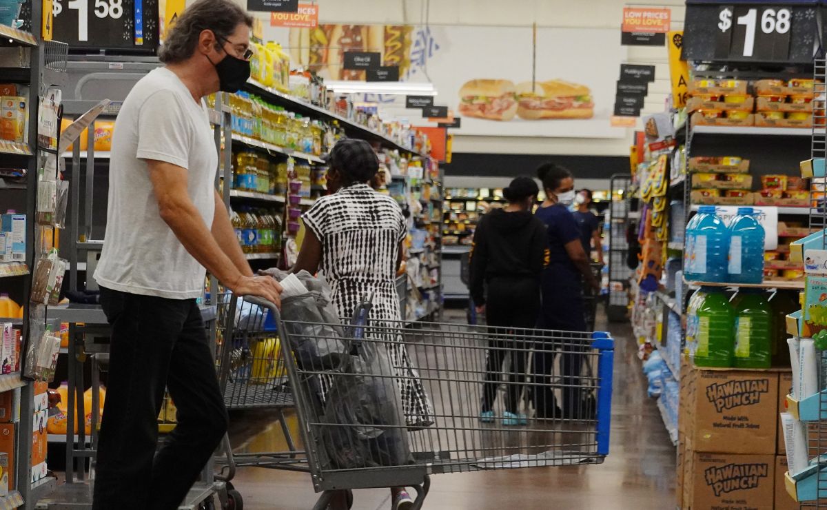 Beneficiarios de SNAP ya pueden comprar alimentos en línea en Walmart ...