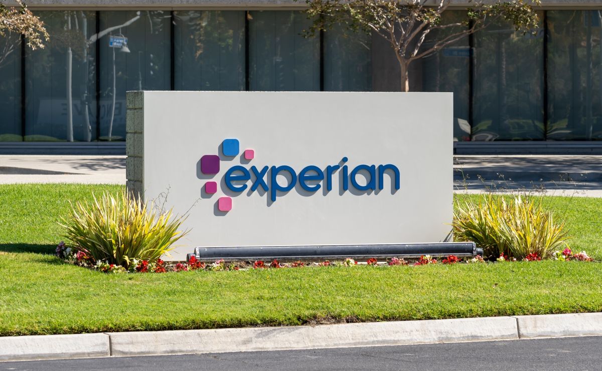 Equifax, TransUnion y Experian: acusadas de violar las reglas ante los ...